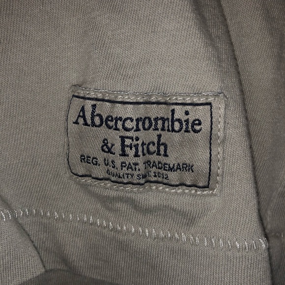 Abercrombie & Fitch | Shirts | Abercrombie Tshirt | Poshmark